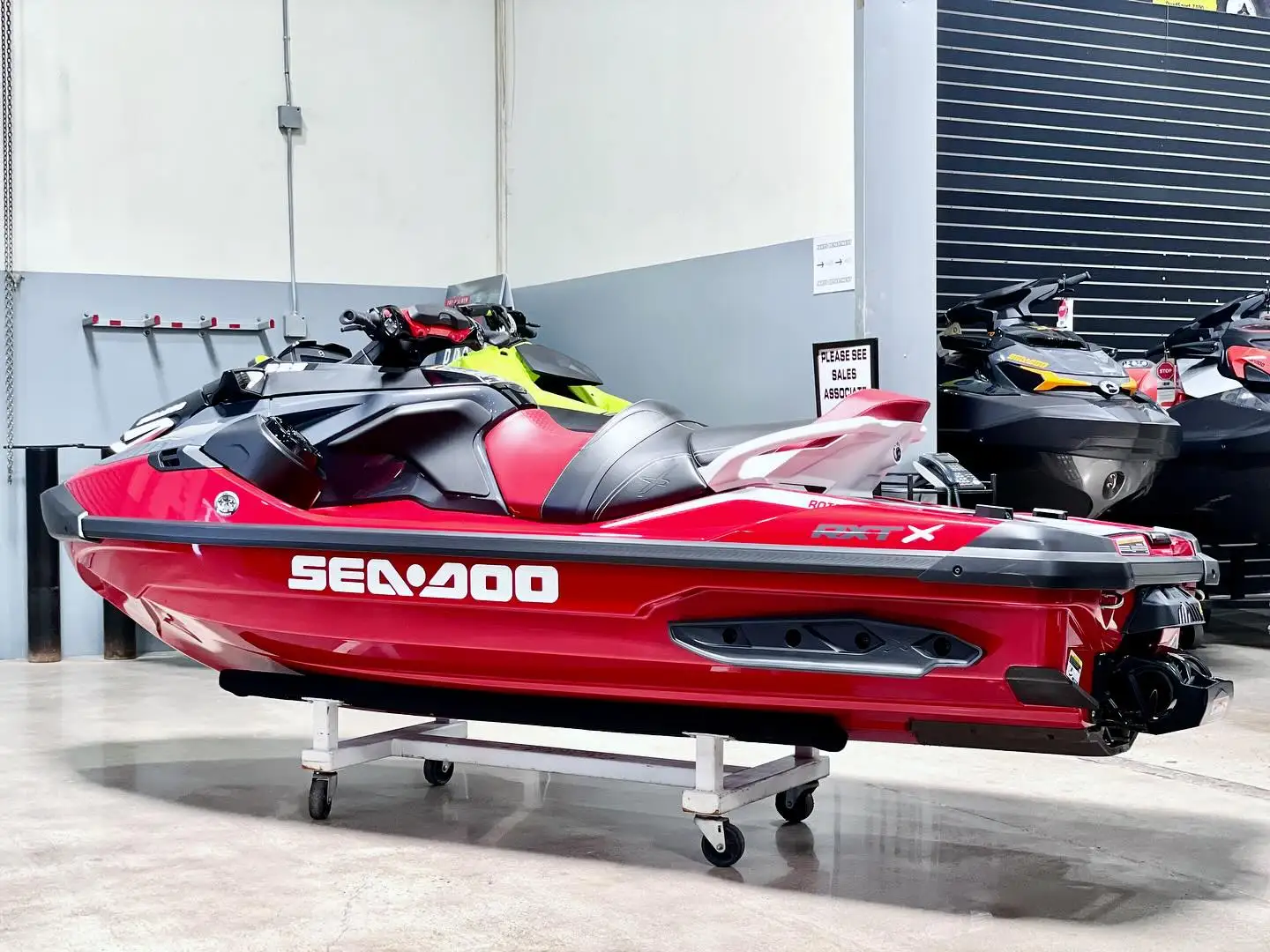 Sea-Doo-RXT-X-2024-Paquete-de-tecnolog-a-Fiery-Red-Premium-3-plazas-PWC ...