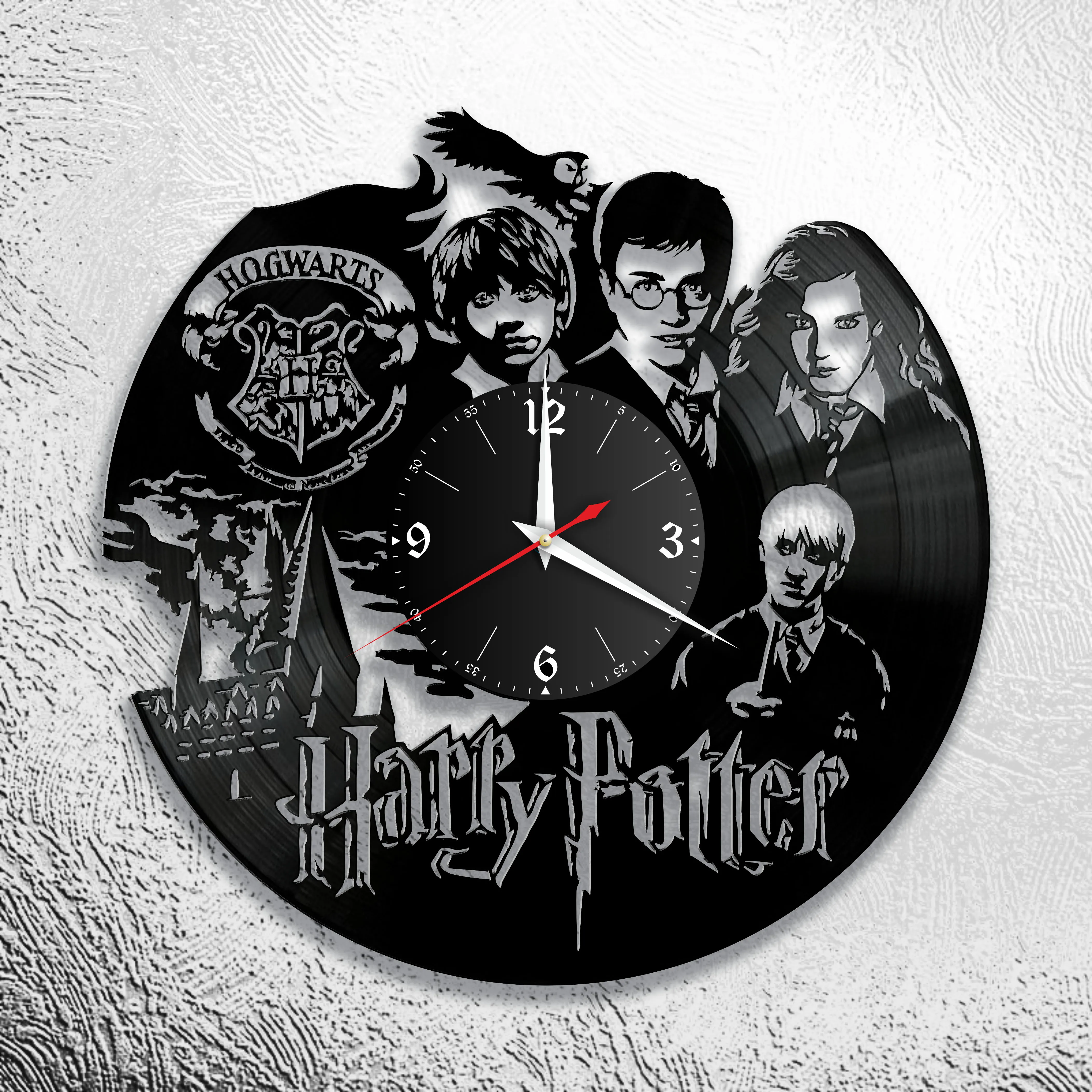 Wall-clock-with-the-image-of-the-heroes-of-the-saga-about-Harry-Potter ...