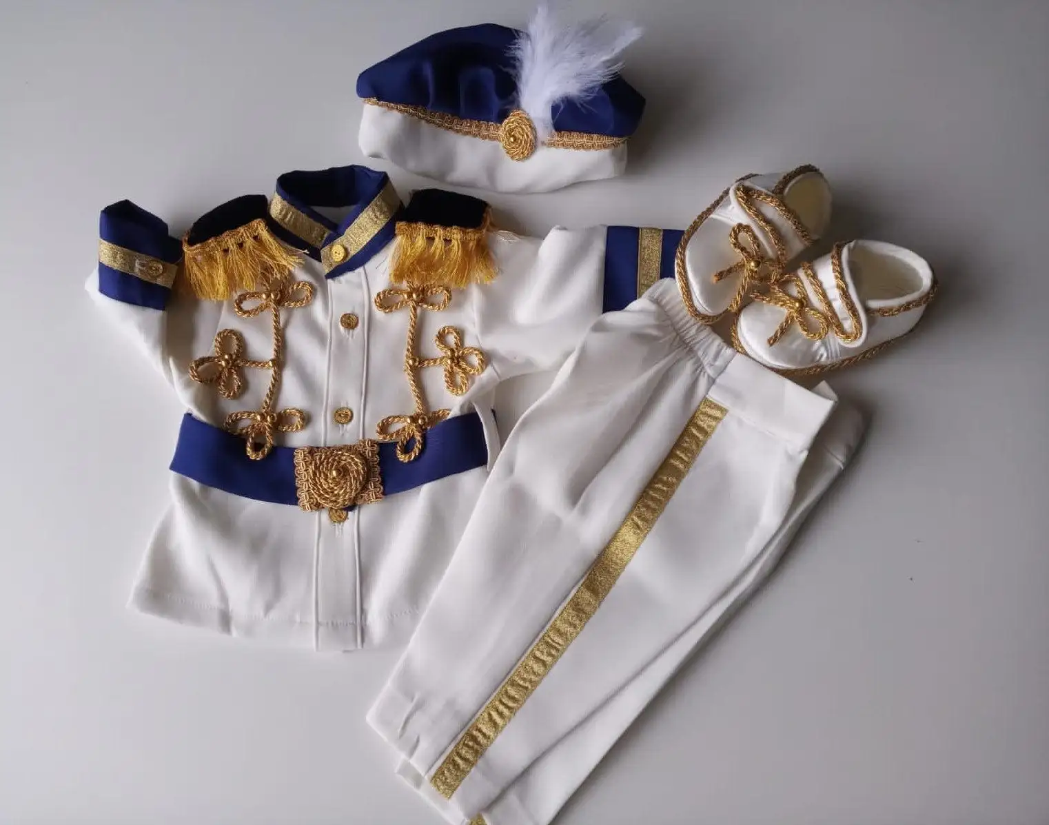 Royal Prince Outfit