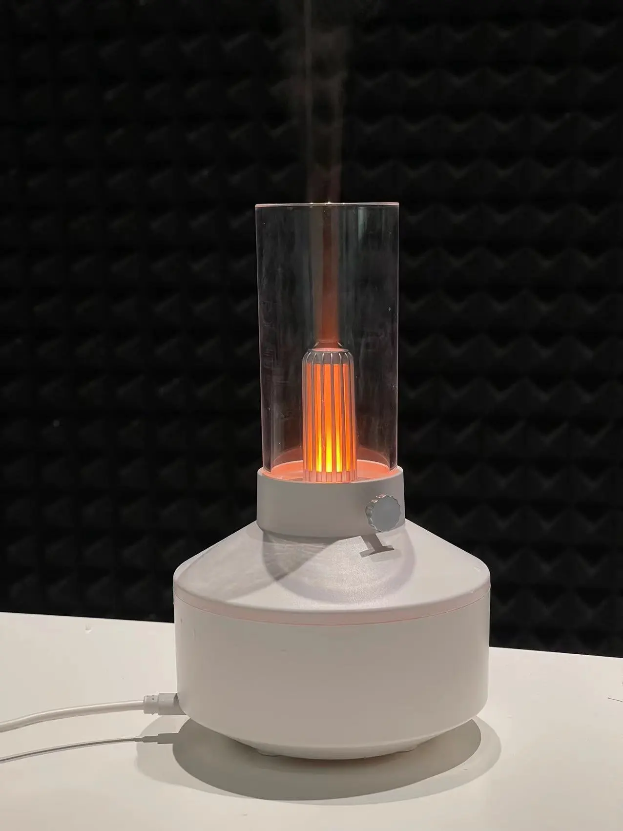 'Titan' Retro Filament Aroma Diffuser – Artes Designs