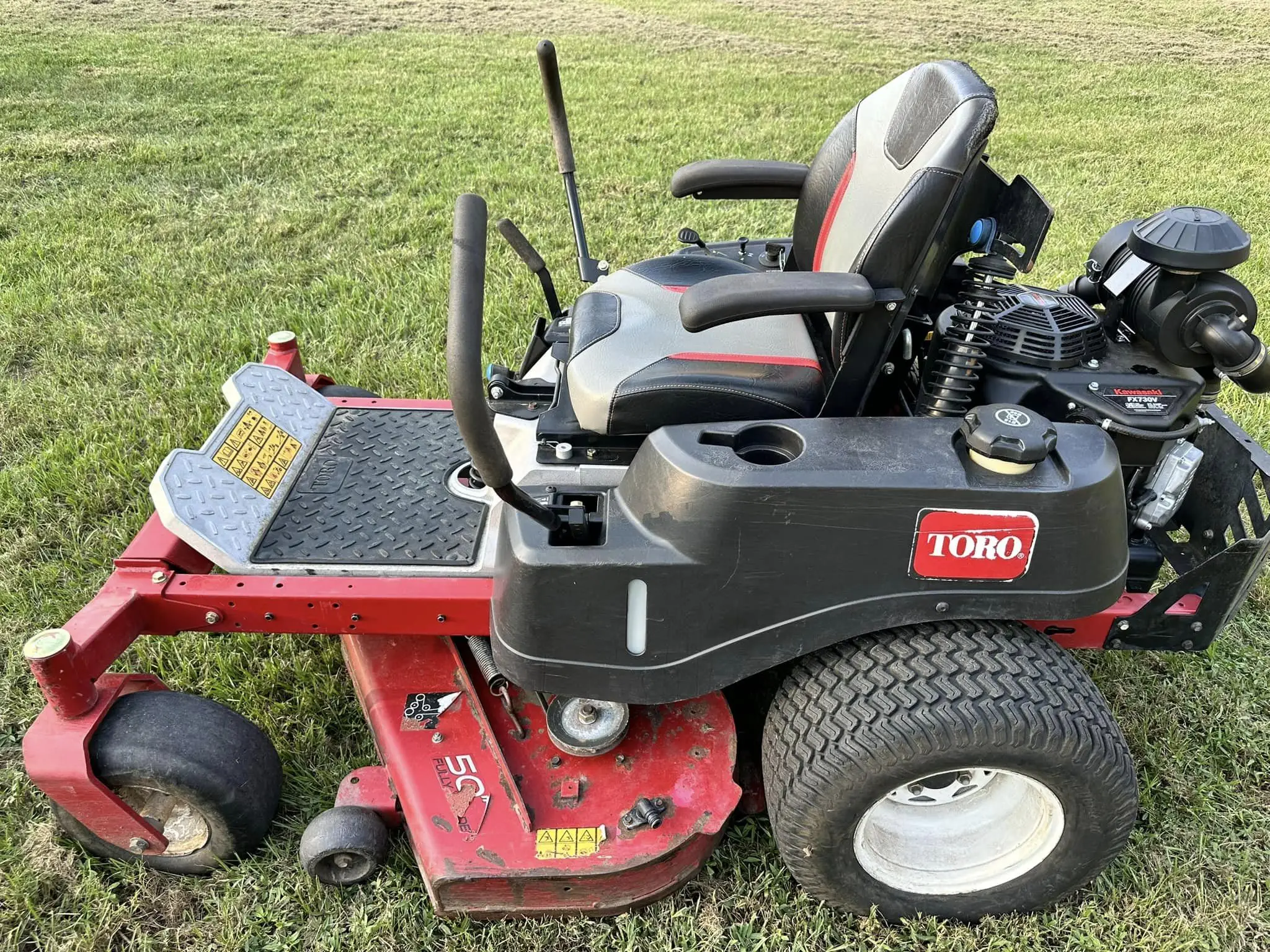 Cortac-sped-comercial-X554-54-en-26-HP-Kawa-saki-v-twin-FT730v-EFI-Zero ...