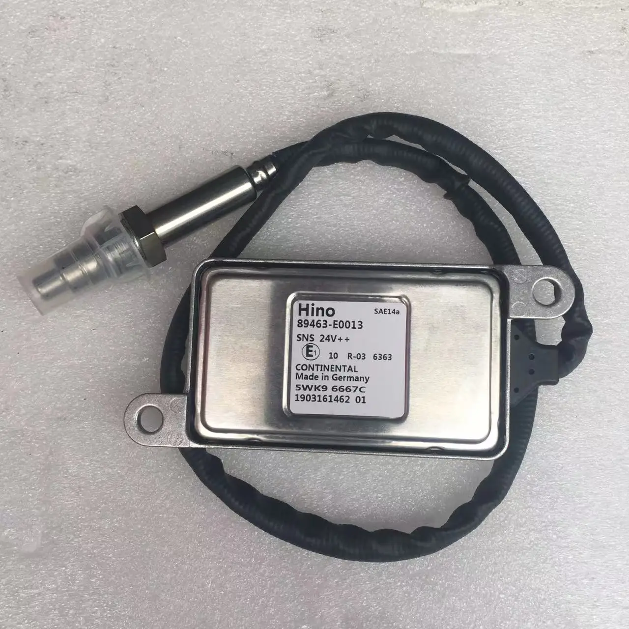 5WK96667C 89463-E0013 Nitrogen Oxygen Sensor For Engine Spare Parts