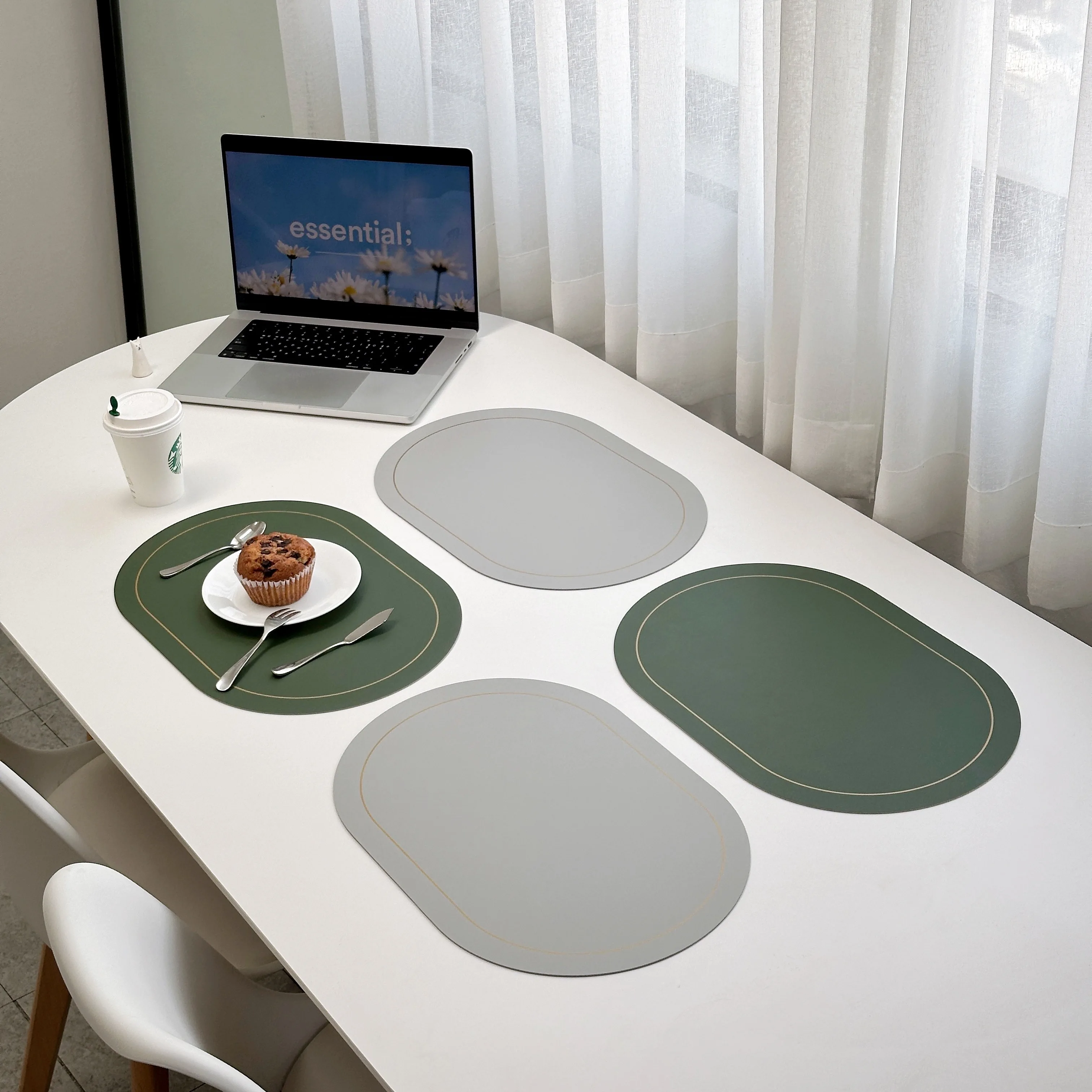 Teott-reary-Oval-two-sided-leather-dining-table-mat-4-p.jpg