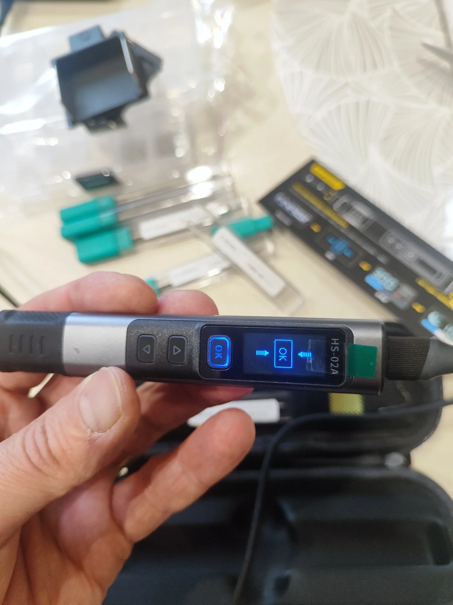 FNIRSI HS-02 Intelligent Soldering Iron