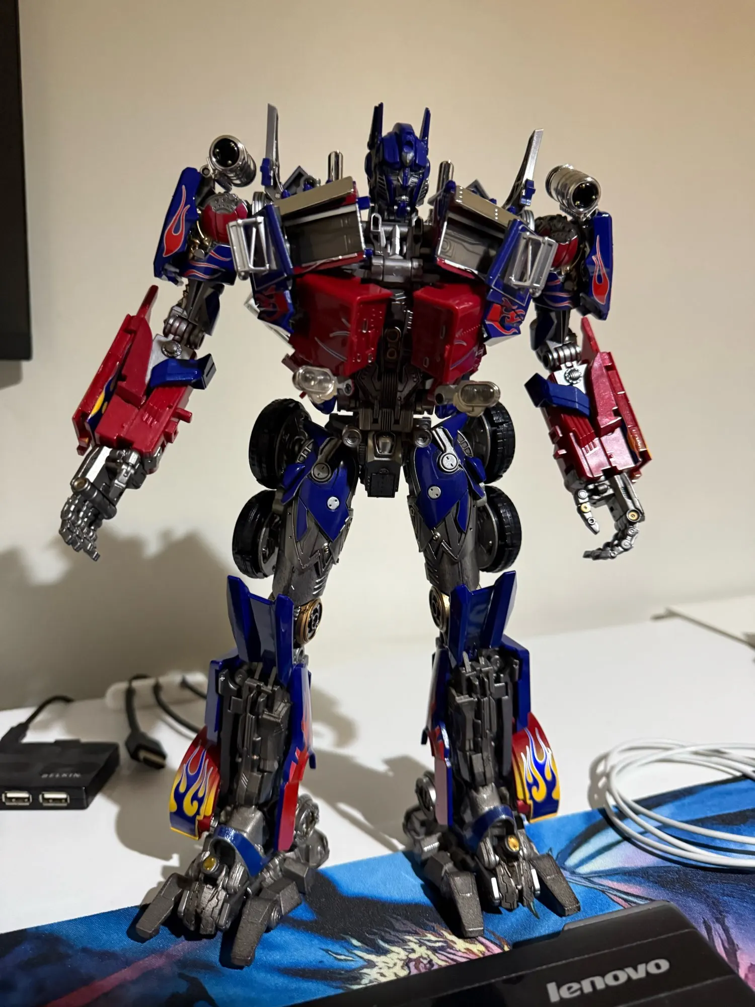 WeiJiang MPM-04 MPM04 Black Apple Optimus Prime Oversized - TommyPark Store