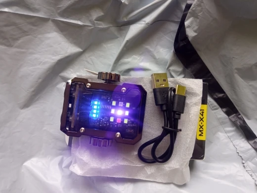 New Multifunctional Fidget Spinner Mini LED Flashlight Gyroscope Porta ...