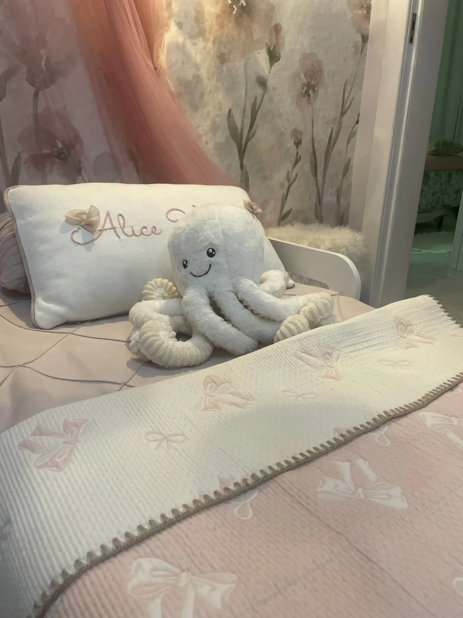 Cuddle Cove Octopus Kawaii Plushie - Oceanic Charm Stuffed Animal ...
