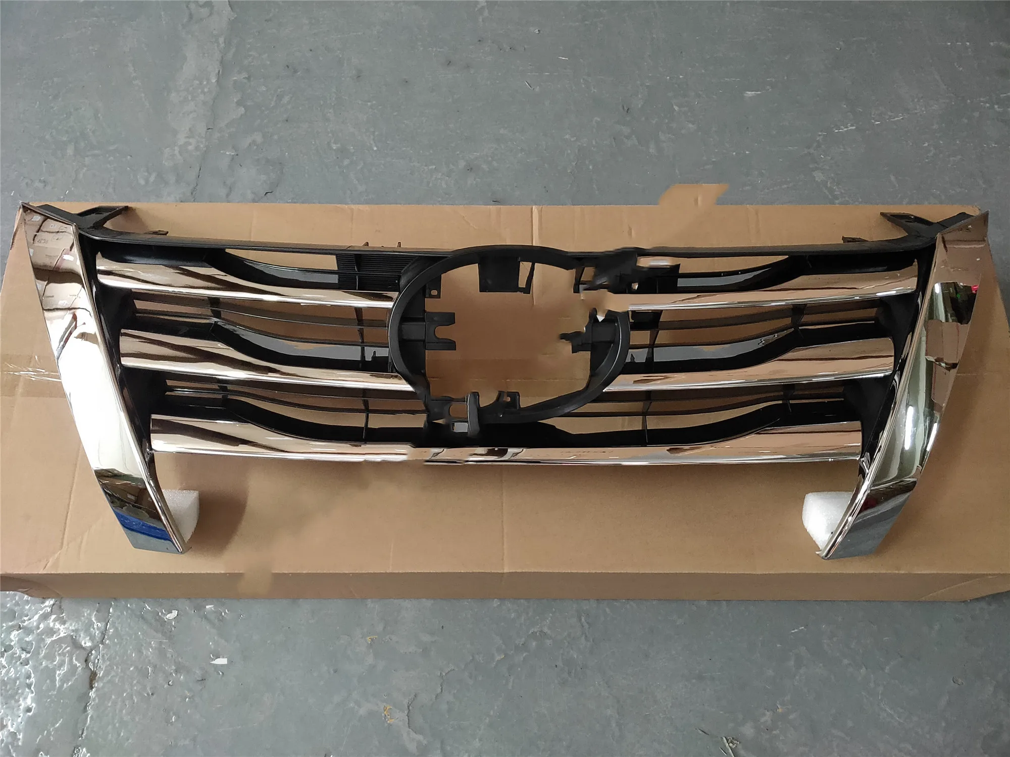 Front Bumper Grill Mask Radiator Grille for Toyota Fortuner 16 20 Racing Grills Car Accessories ...