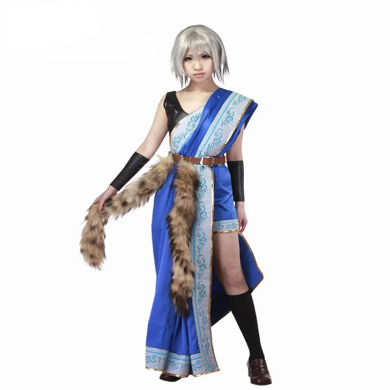 Final Fantasy Fang Cosplay