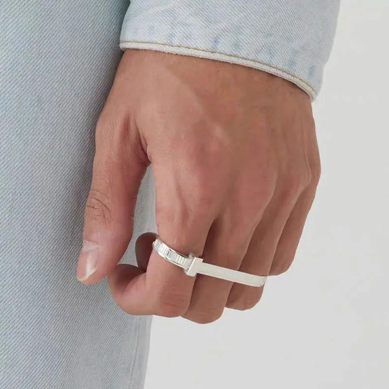 31％割引オレンジ系国内外の人気が集結 AMBUSH zip tie ring、zip tie 2finger ring リング アクセサリー ...