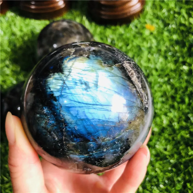 Piedra-labrador-natural-de-Madagascar-bola-de-cristal-de-cuarzo-terapia ...