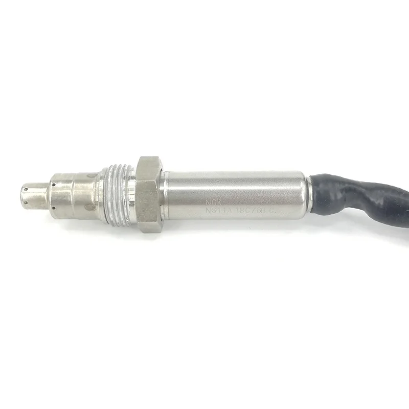 24 volt A0101539428 nitrogen oxygen sensor nox sensor - napa4003fuelfilter