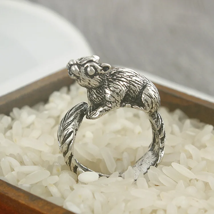 Squirrel Ring
