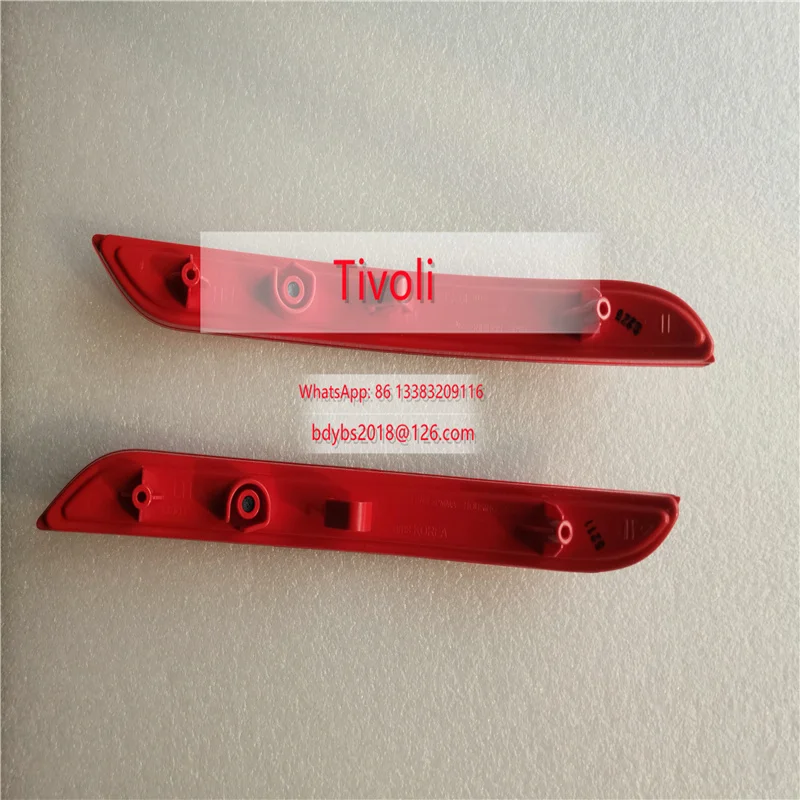 8390135000 Rear reflector LH 8390235000 trasero reflector RH