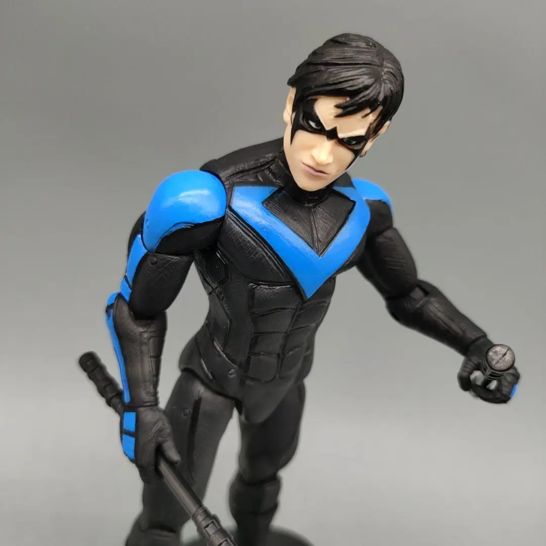 Nightwing Arkham City Figure