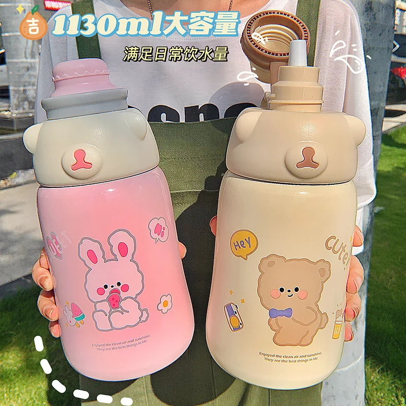 Botella de oso de leche Kawaii de 1130ml con pajita para deporte al aire libre, botella de ...