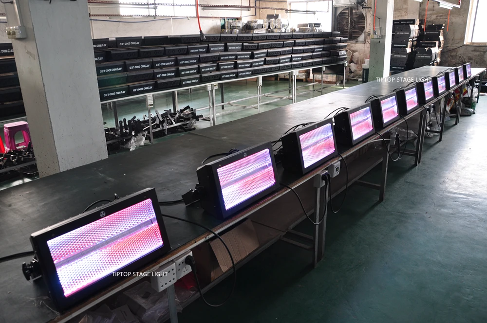 Martin Atomic Strobe Light | Tiptoplight