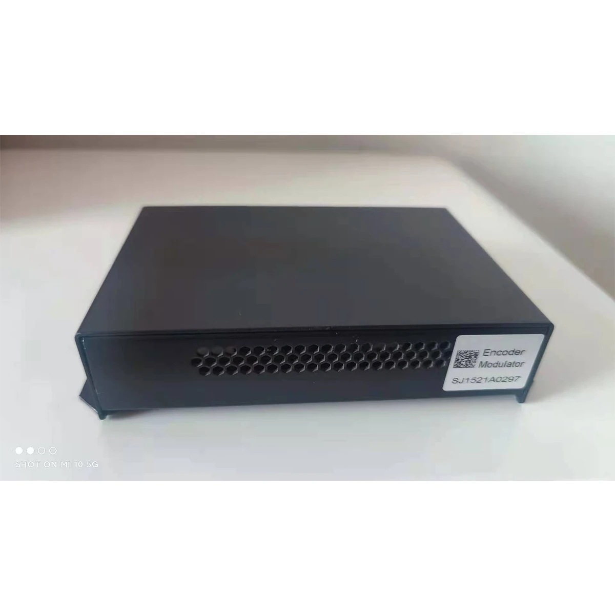 Single-channel-high-definition-HD-to-RF-DVB-T-C-ATSC-ISDB-encoding-and ...