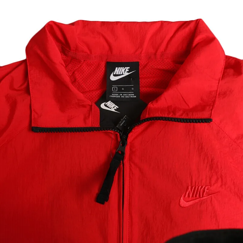 Sale > red nike coat mens > in stock