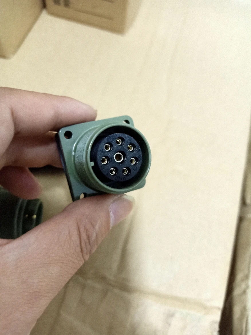 Разъем MS3102A18-8S MS3108b-18-08P набор