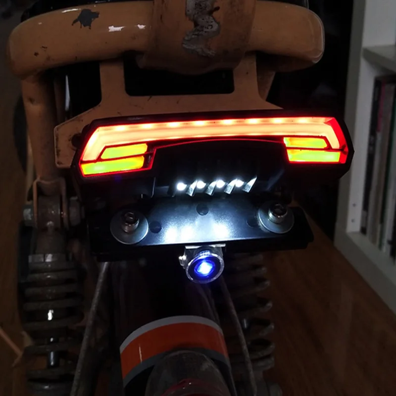 General Waterproof Motorcycle Scooter Light License Plate Light Tail General Waterproof Motorcycle Scooter Light License Plate Light Tail
