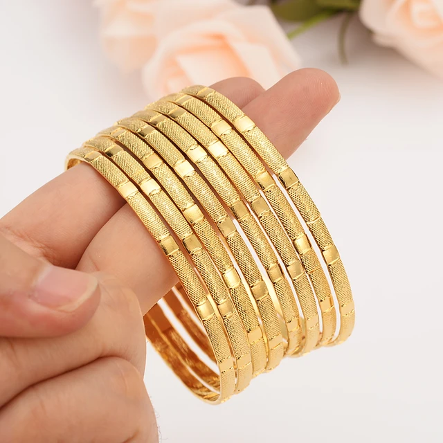 Simple Gold Bangle