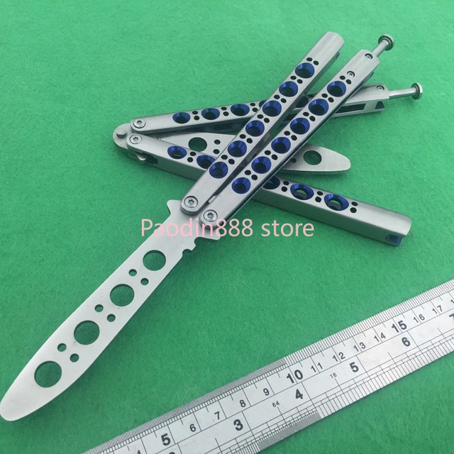 Butterfly Knife Tricks