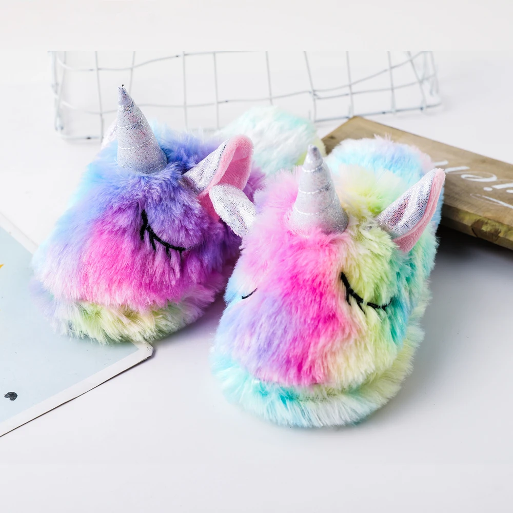 Chaussons pantoufles licorne pour enfants • Chaussons Univers
