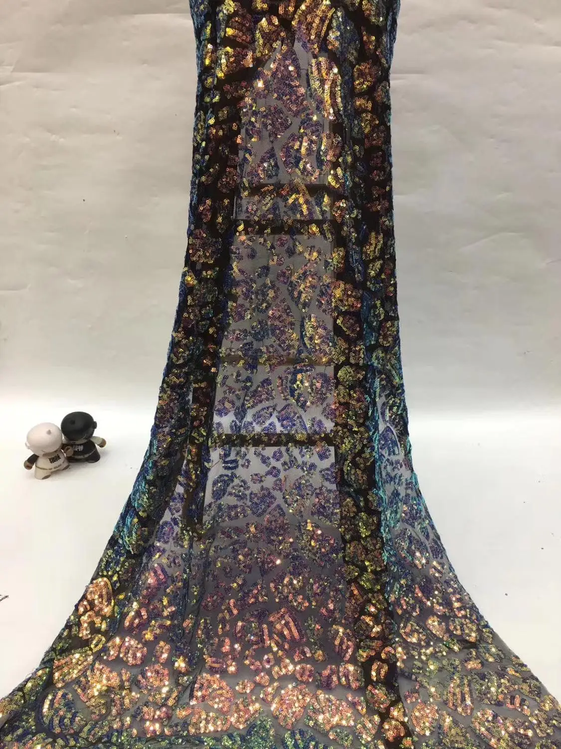 Más muti color de diseño moderno tela con encaje de red francés ...