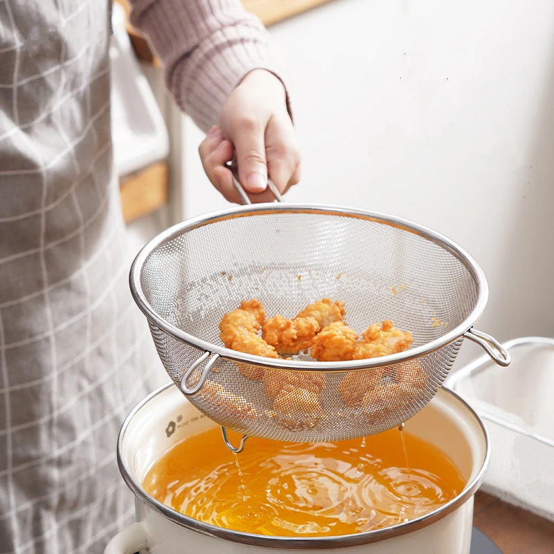 Deep-Large-Stainless-Steel-Food-Filter-Colander-Flour-Sieve-Long-Handle ...