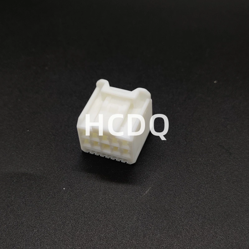 オリジナル90980-12374ピンメス自動車コネクタシェルとコネクタが在庫から提供されます