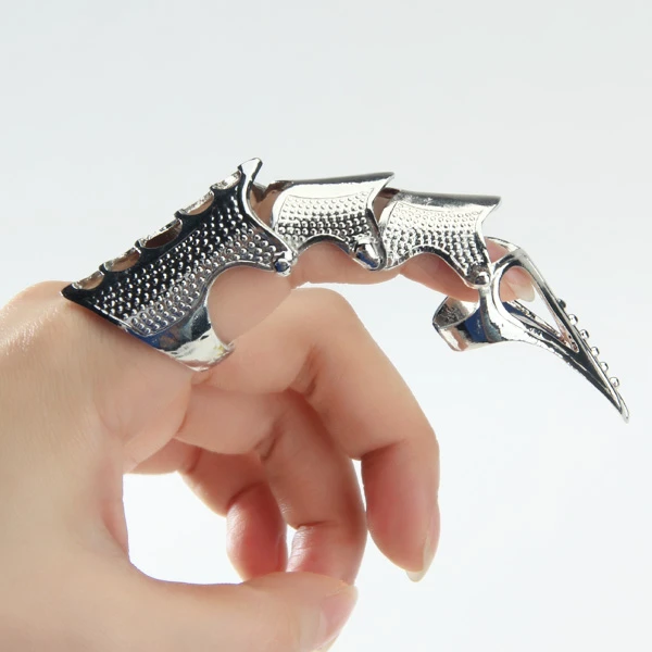 Finger Claw Weapon