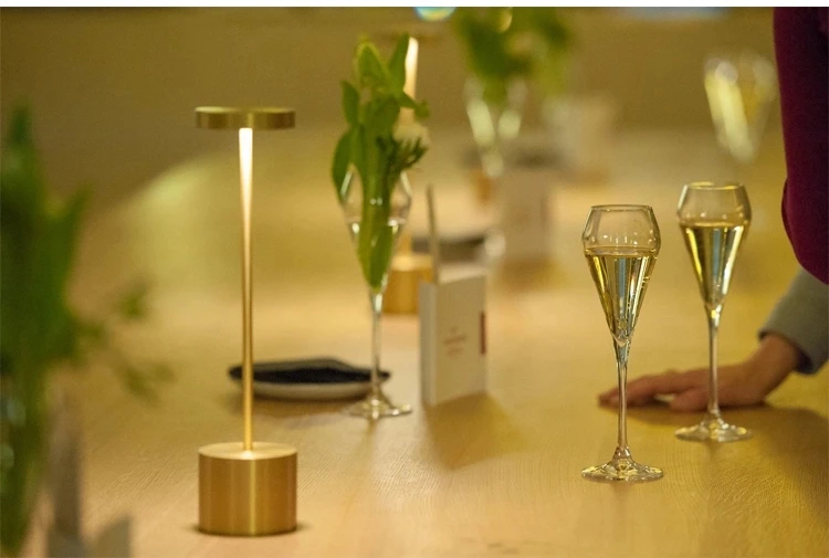 Lampe à poser,Lampe Led sans fil Rechargeable par Usb,design moderne ...