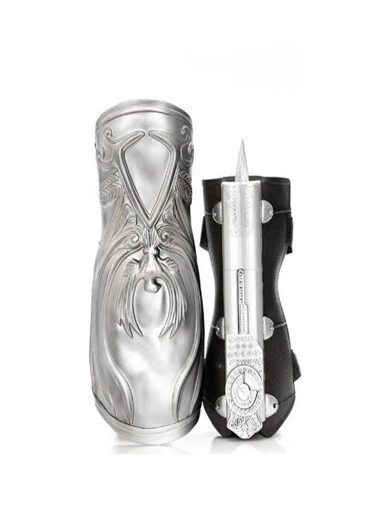 Ezio Hidden Blade