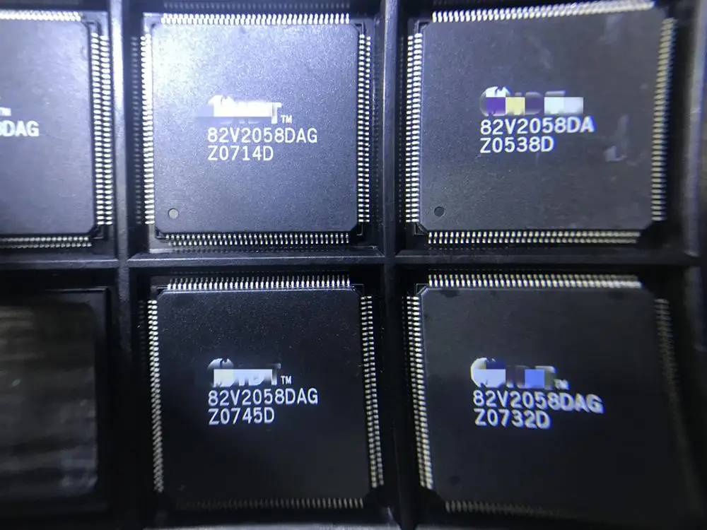 3PCS-IDT82V2058DAG-IDT82V2058DA-IDT82V2058-82V2058DAG-82V2058DA-82V2058 ...