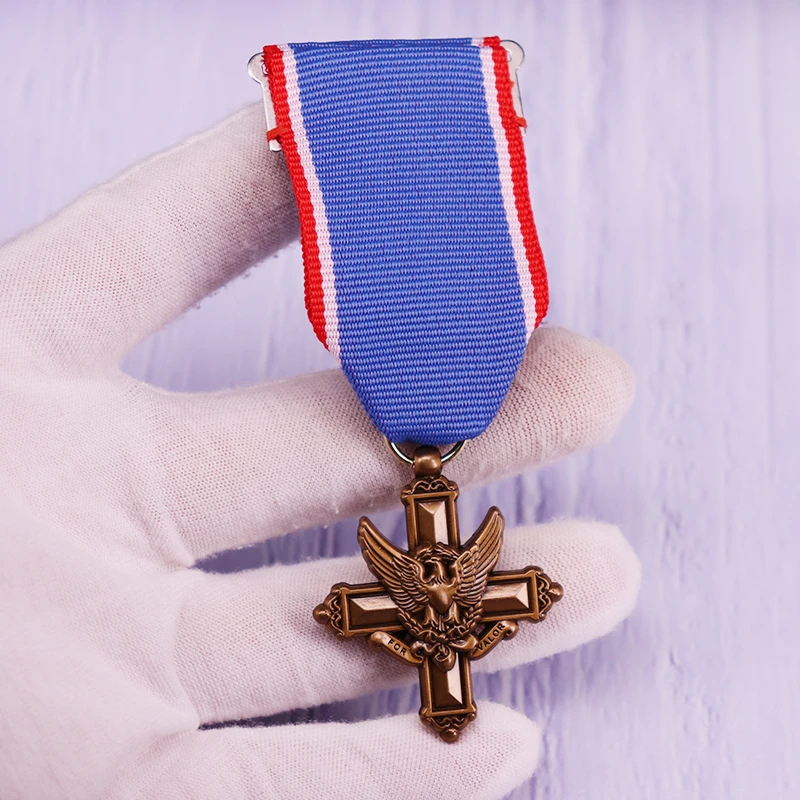 The Distinguished Service Cross Army U.S. Military Award Medal For ...