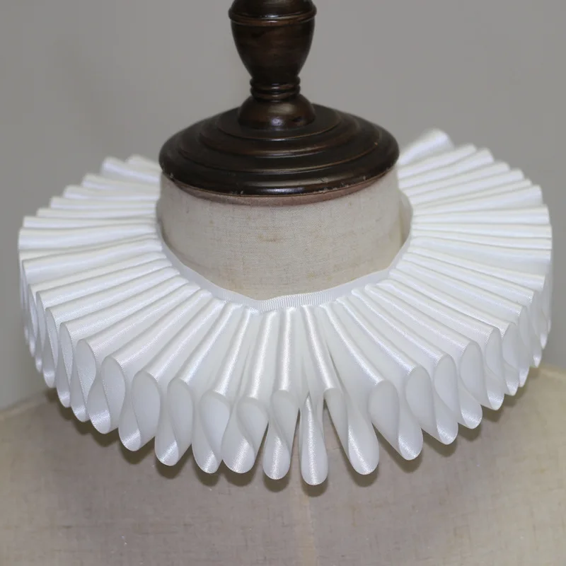 Elizabethan Ruffle Collar