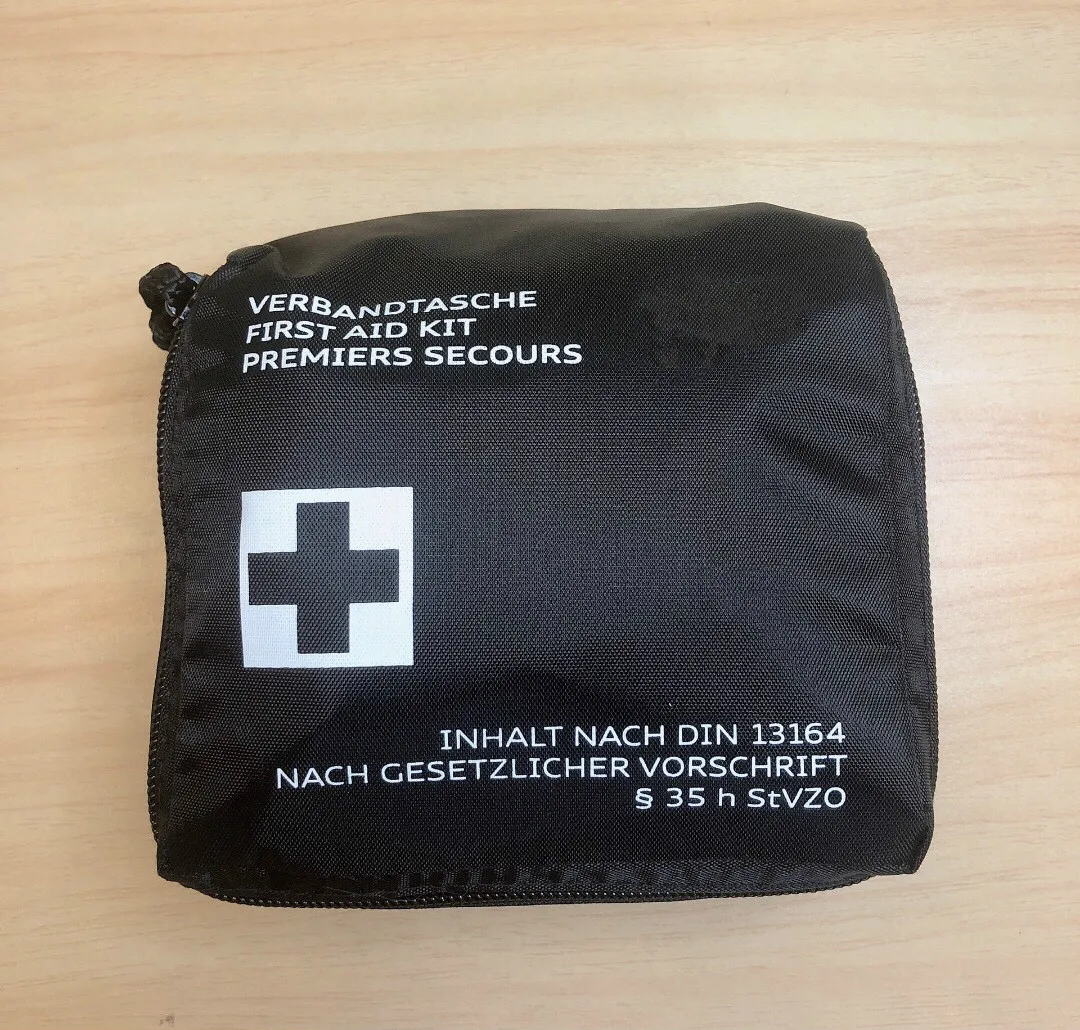 Kit de emergencia para coche, original, alemán, para Audi A3, A4L, A5 ...