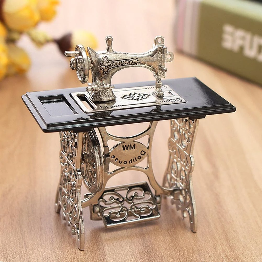 New 1Pc Mini Exquisite Alloy Miniature Sewing Machine 1:12 Scale ...