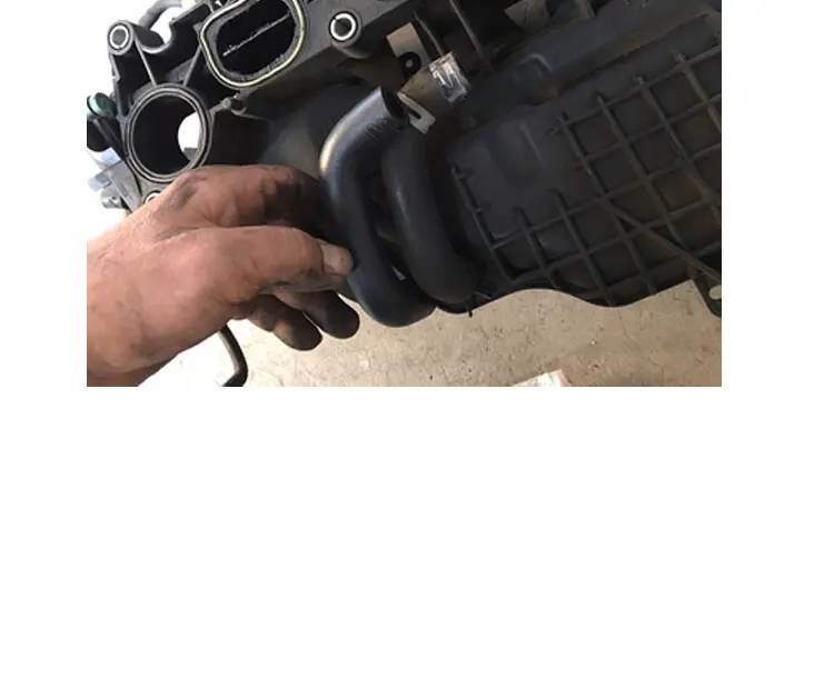 Ford 6G9G6758AA / 1430644 Carter Separatore Olio Tubo Sfiato Manicotto ...