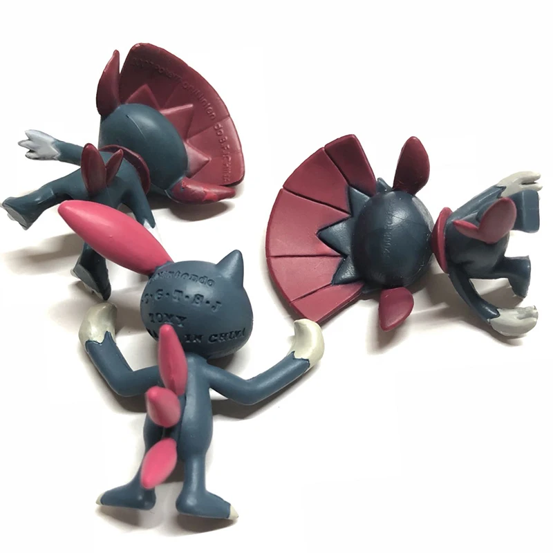 Pokemon Mega Weavile