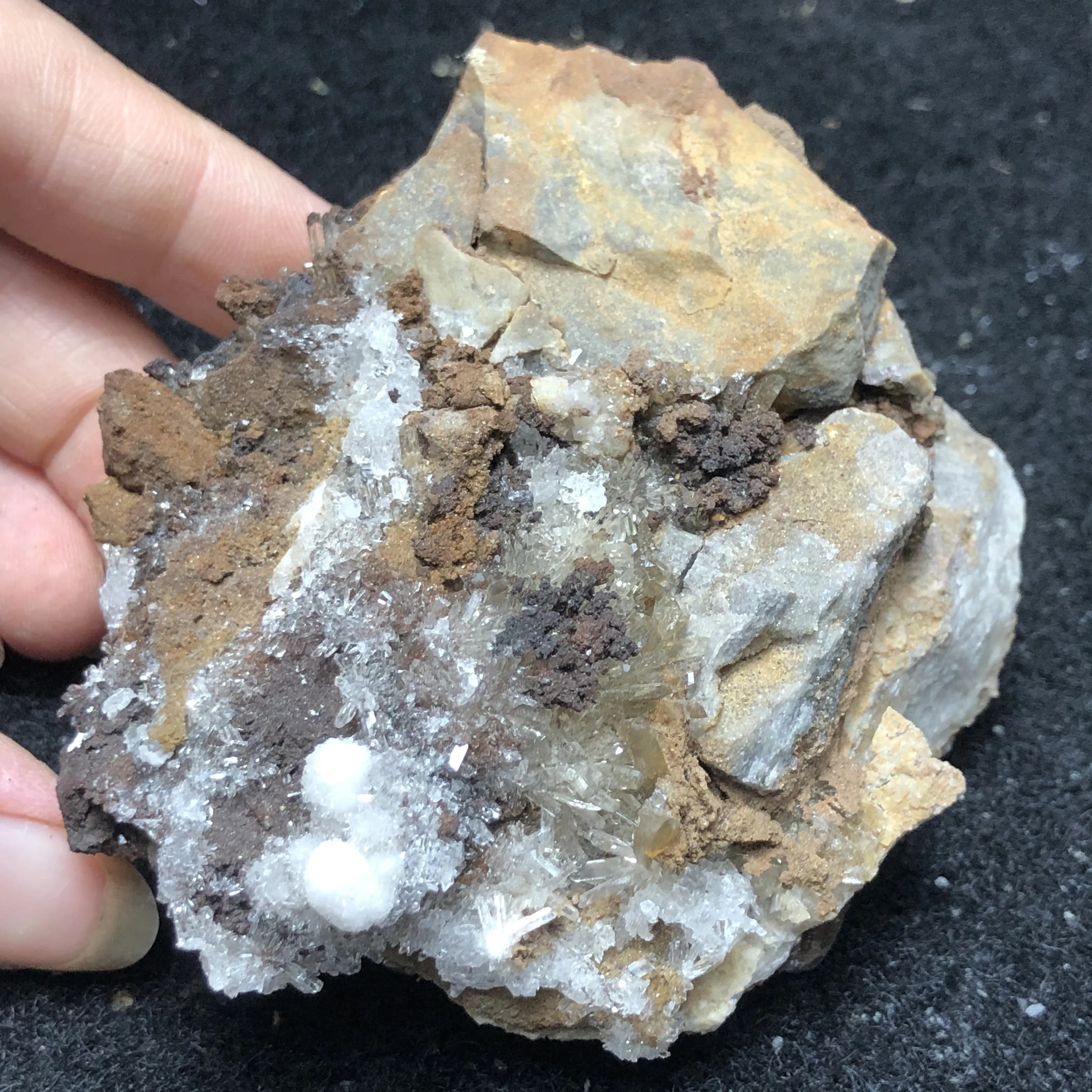 Anhydrite Mineral