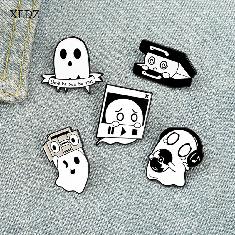 Xedz 2022 New Halloween White Ghost Skeletion Skull Enamel Pendant ...