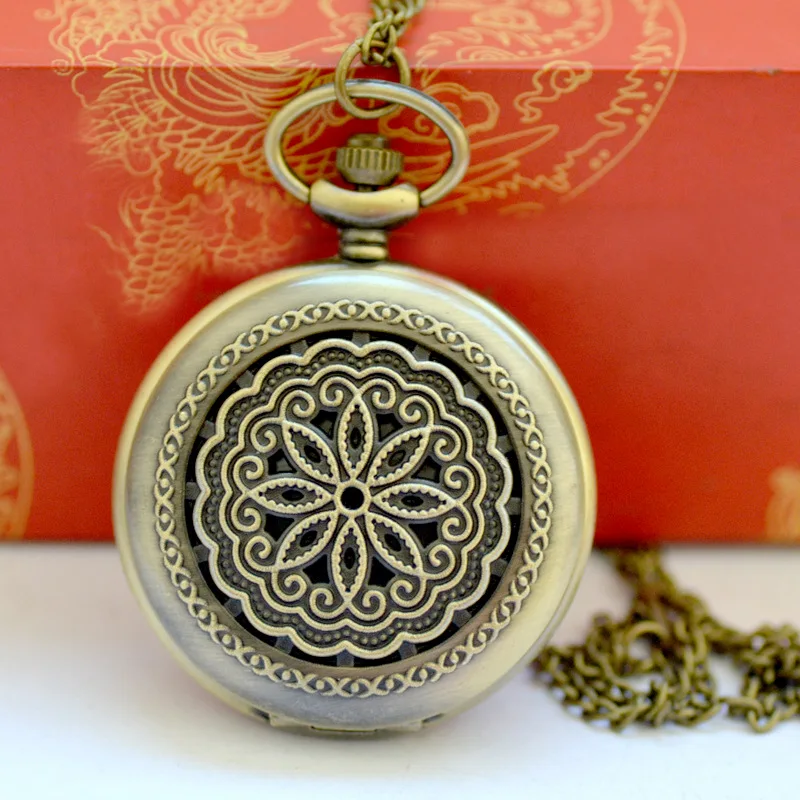 Vintage Classic Design Peripheral Figure Hollow Eight Flower Pocket ...