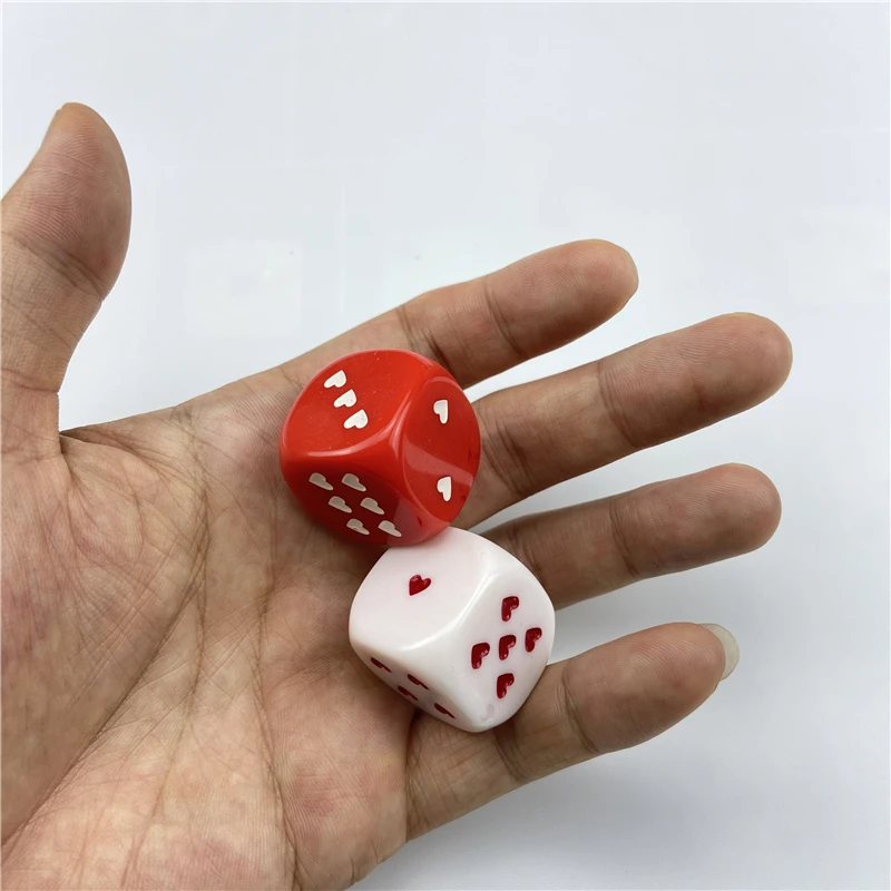 2pcs-White-Red-25mm-Heart-Dice-Acrylic-6-Sided-Round-Corner-Heart ...