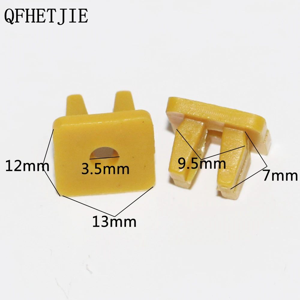 100 Plastic Clips With Fasteners Yellow Square Universal Car Lights ...
