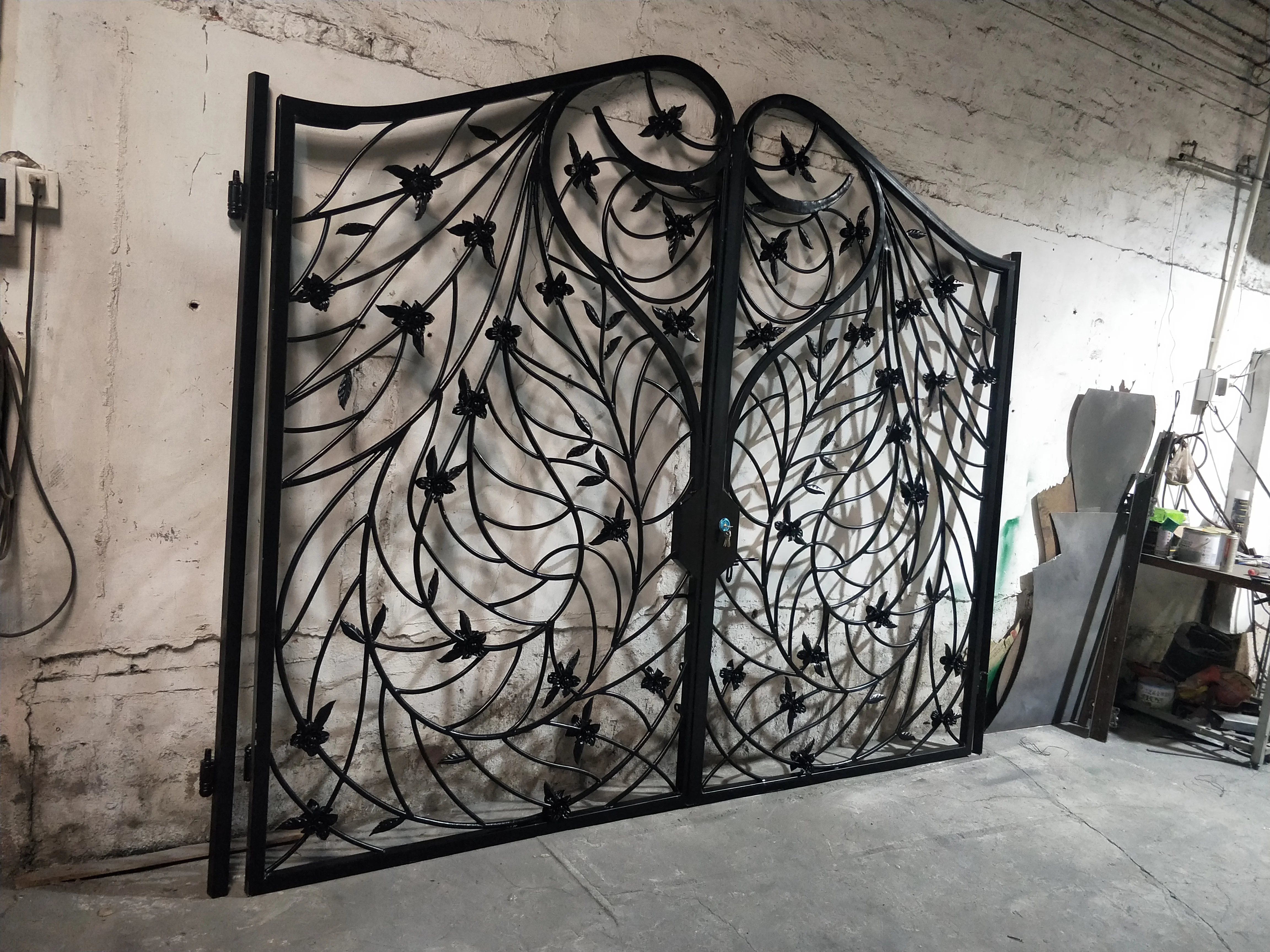 Iron Gate Designs Hot