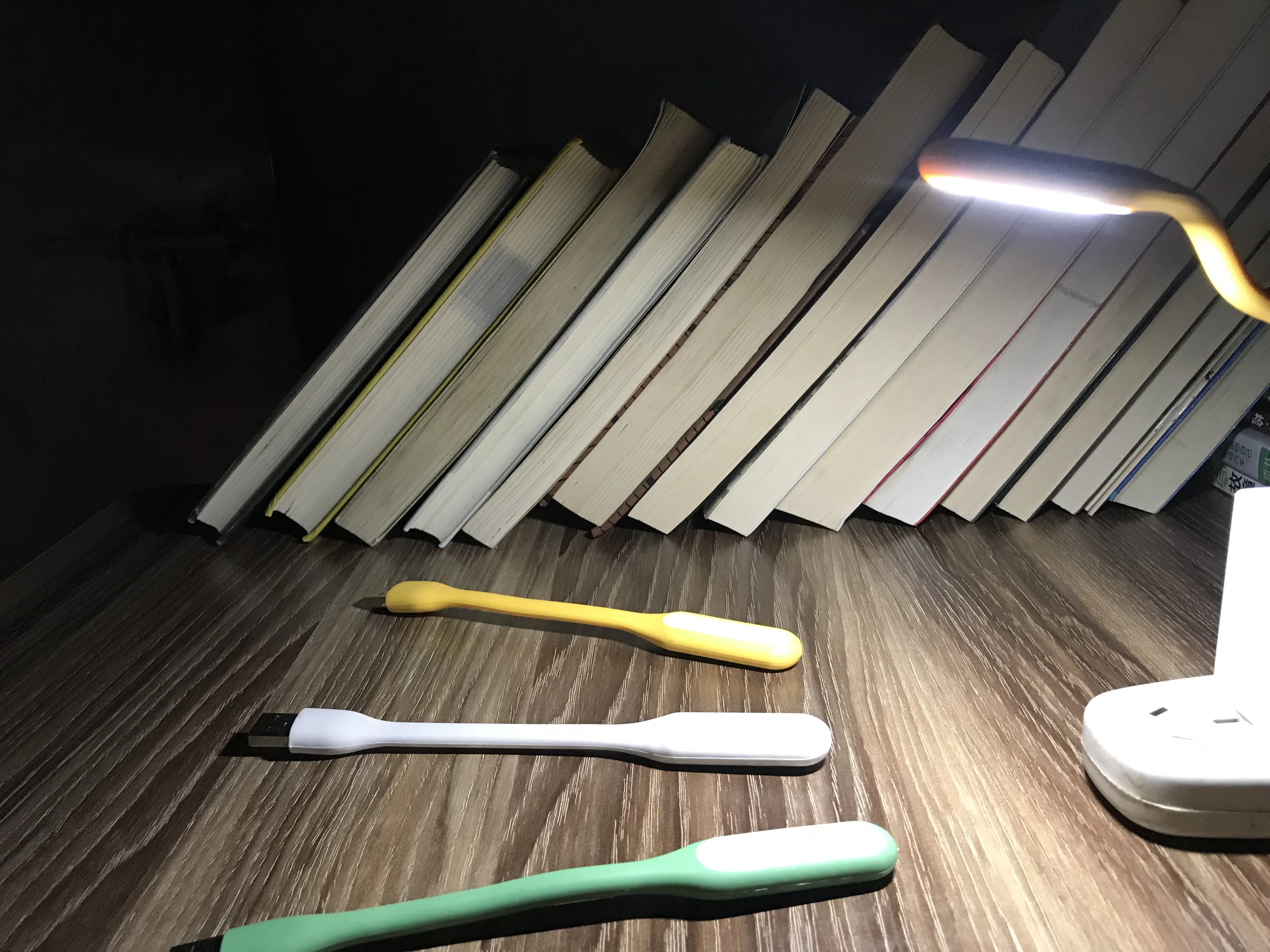 Mini portable USB light LED 5W eye protection super bright book light ...