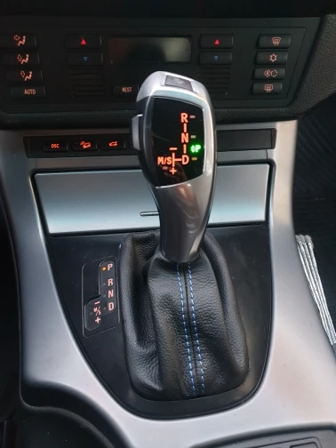 Автоматический светодиодный автомобиль рукоятка для рычага переключения передач для BMW 1 3 5 6 ...