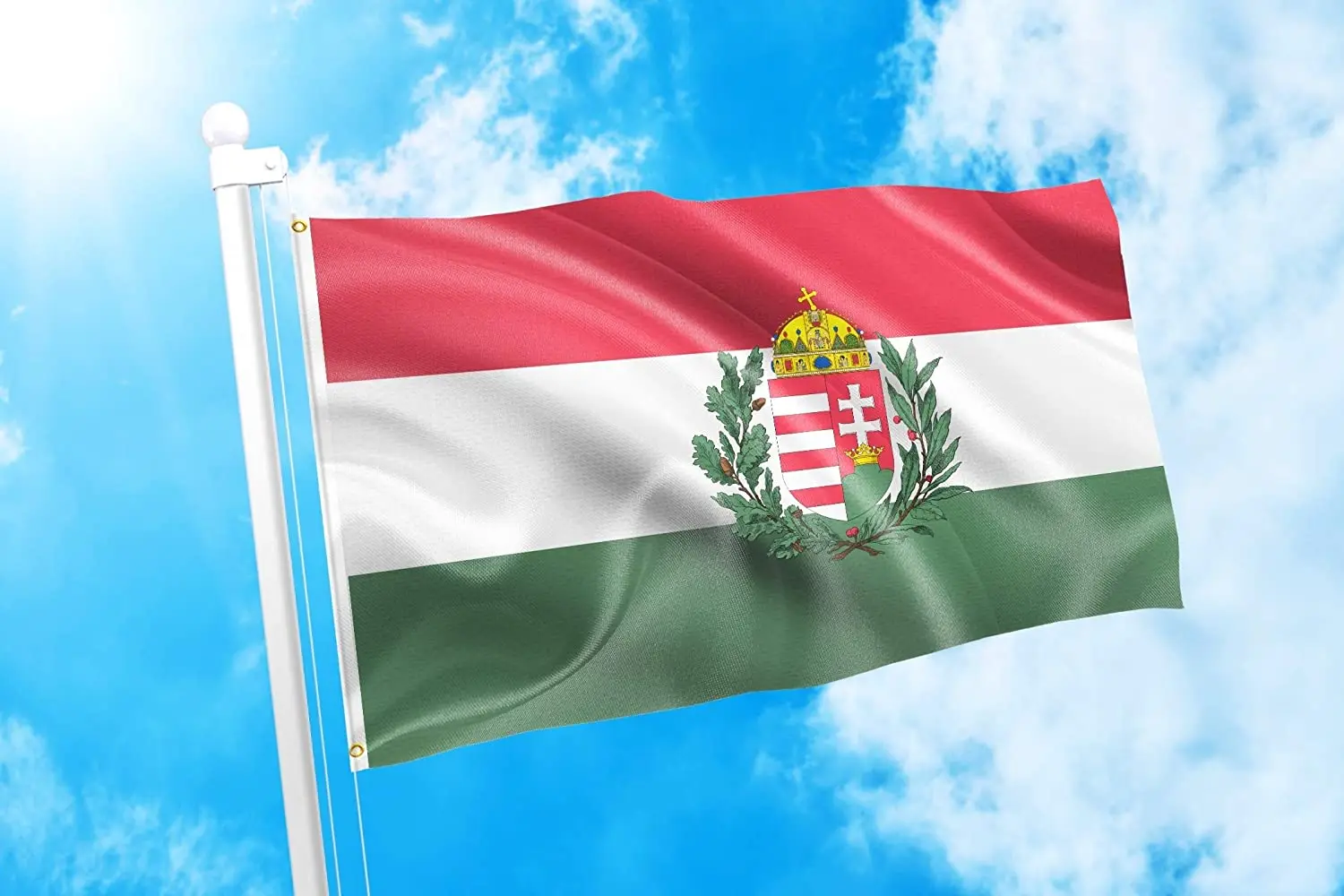 Hungarian Flag Crest